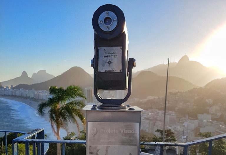Forte do leme e sua vista incrivel de Copacabana | Te Vejo Pelo Mundo